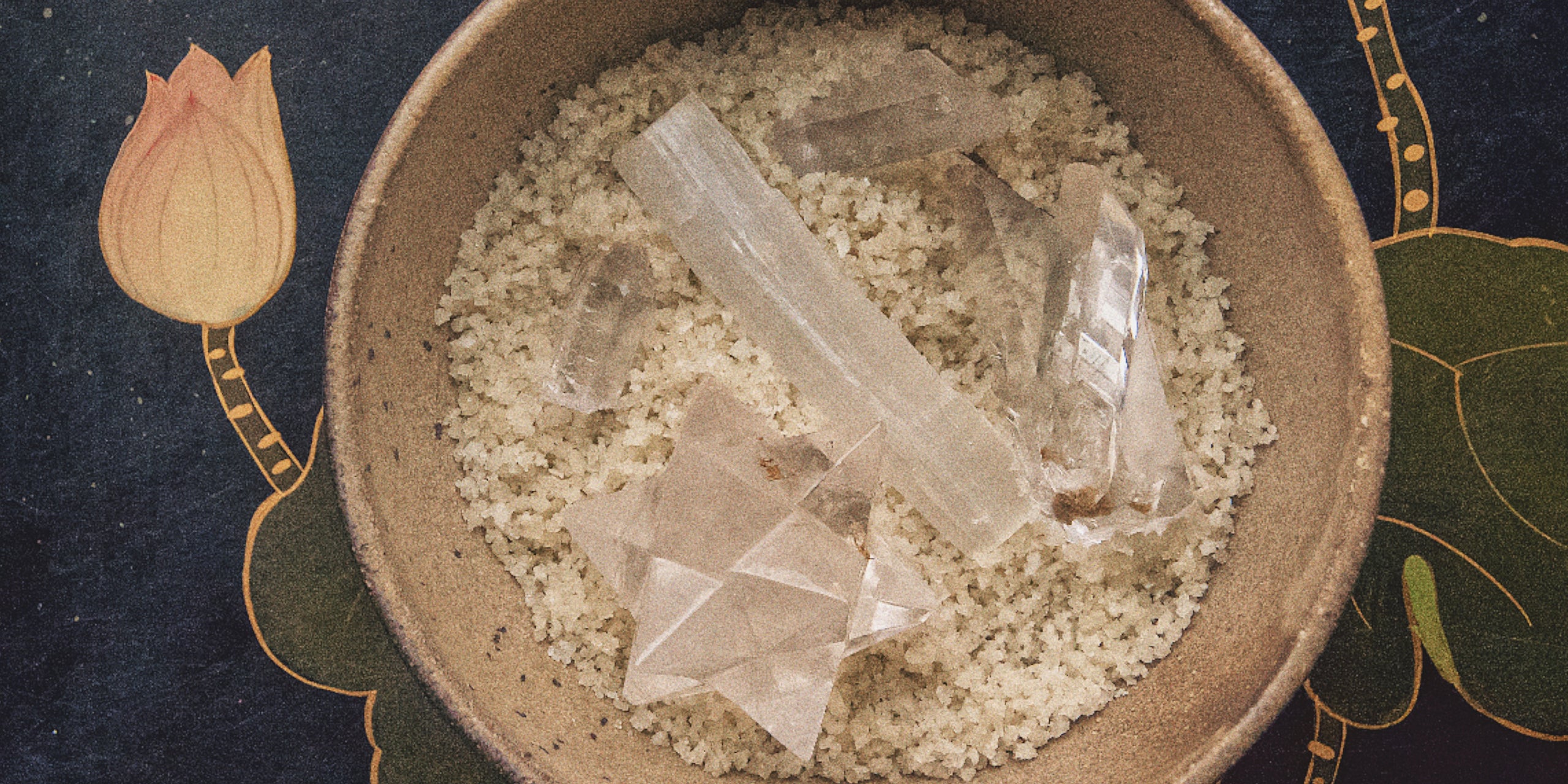 Cleansing Crystals with the Dry Salt Method – Chai Bunny